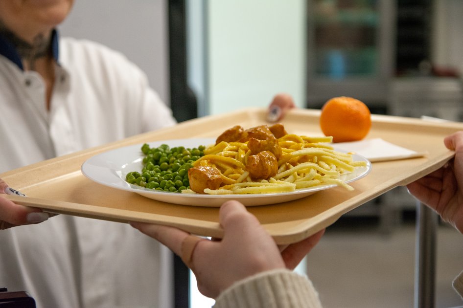 Mittagessen in der Mensa: Aktueller Speiseplan und unkomplizierte ...